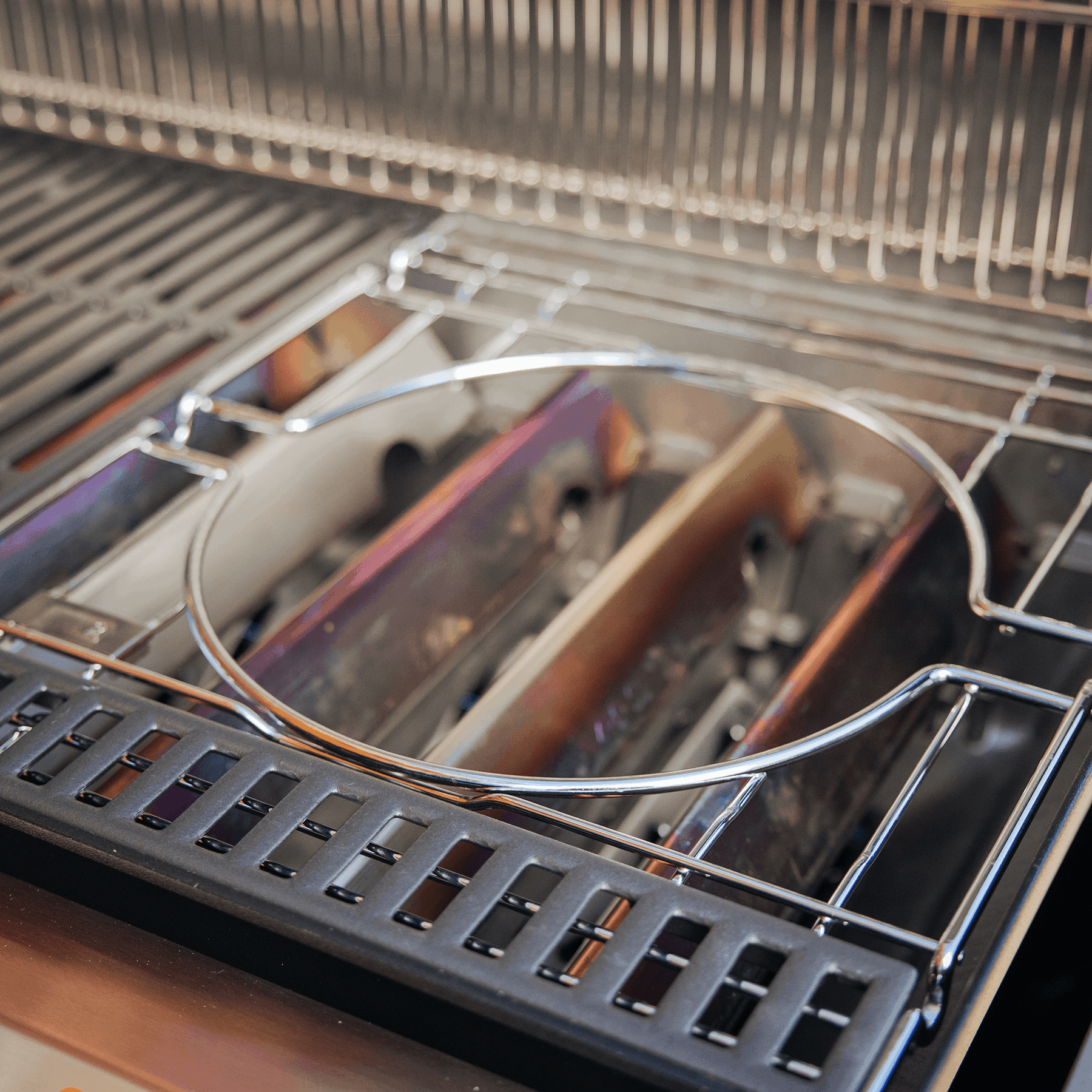 WEBER CRAFTED Porcelain-Enameled Cast-Iron Cooking Grates & Frame Kit ...