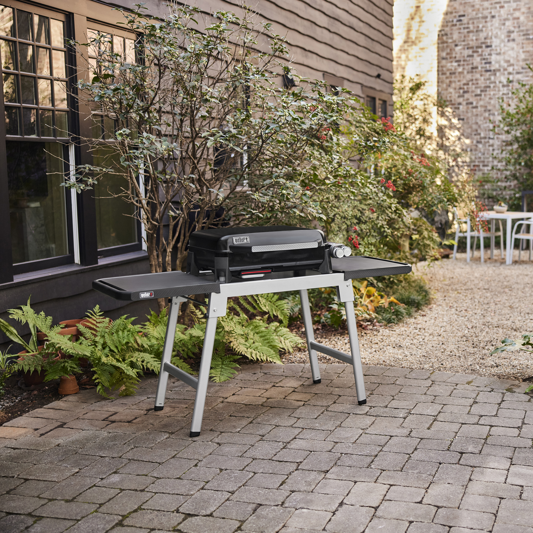 Non-stick Grill Surface Weber SLATE GP 43 Portable Gas Plancha Grill ...