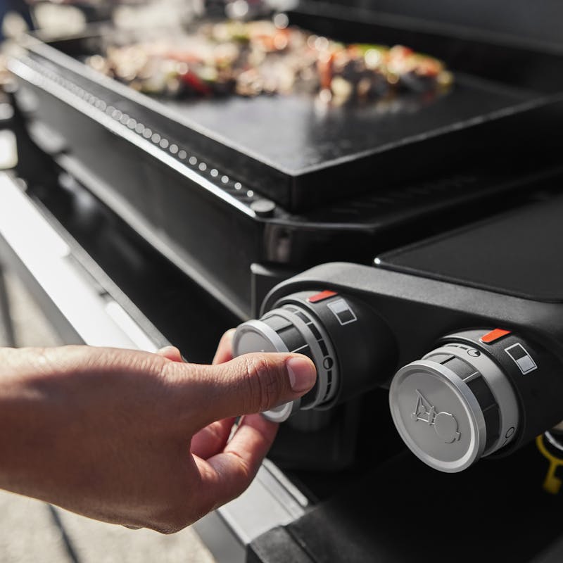 Weber® Slate® 22” Tabletop Griddle